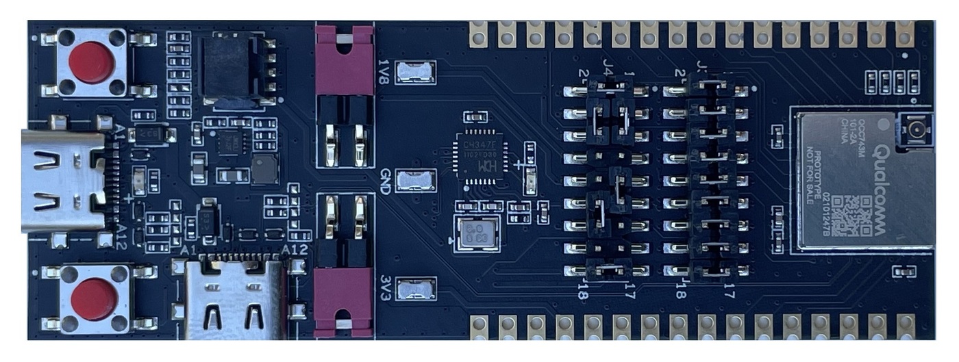 Qualcomm QCC743M Development Kit